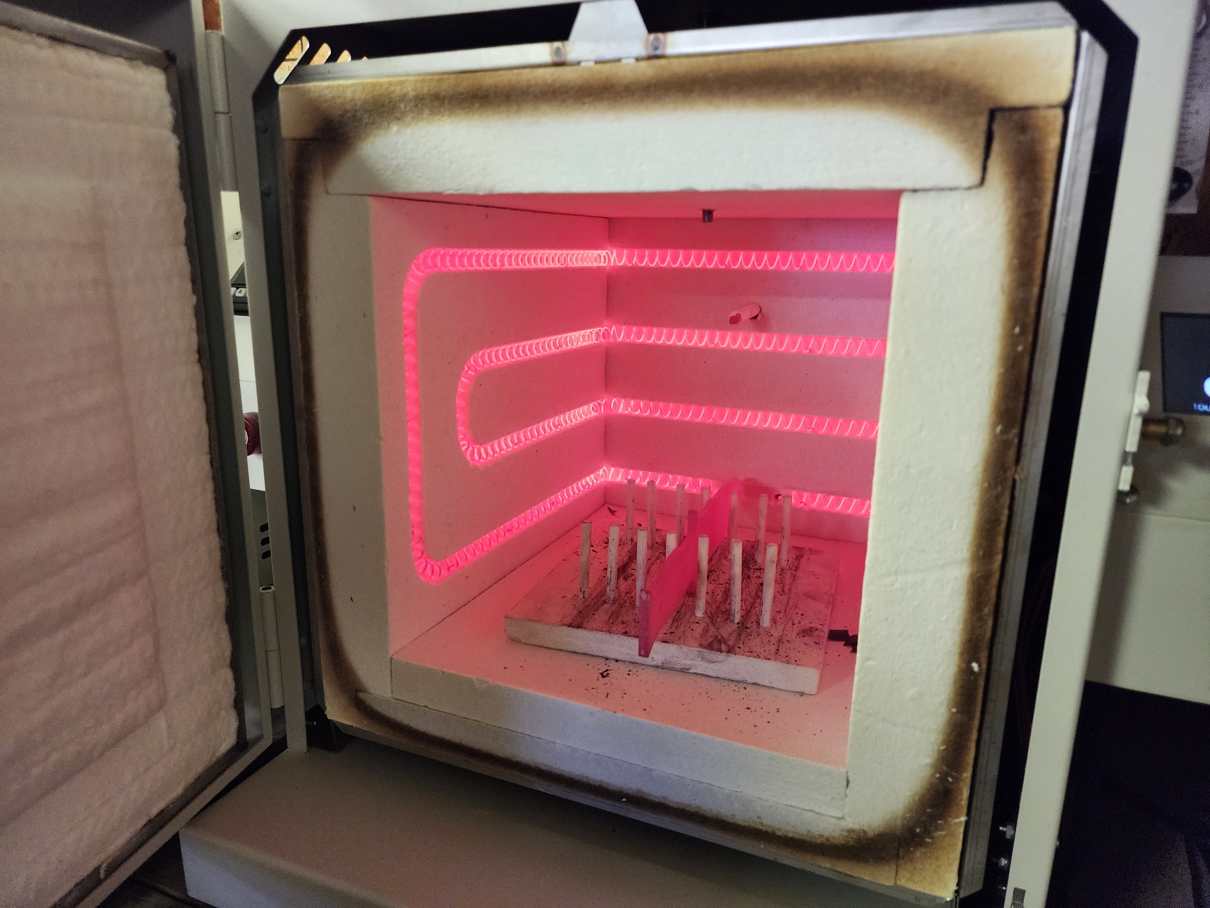 Knife Makers Kiln - HS24K | Hot Shot Ovens